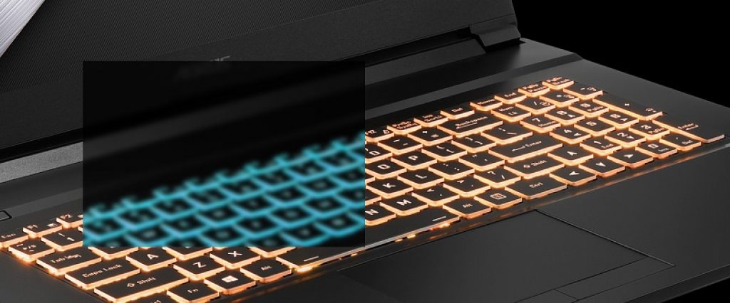 Gigabyte AORUS 7 KB-7ES1130SD, un magnífico portátil para jugar y más